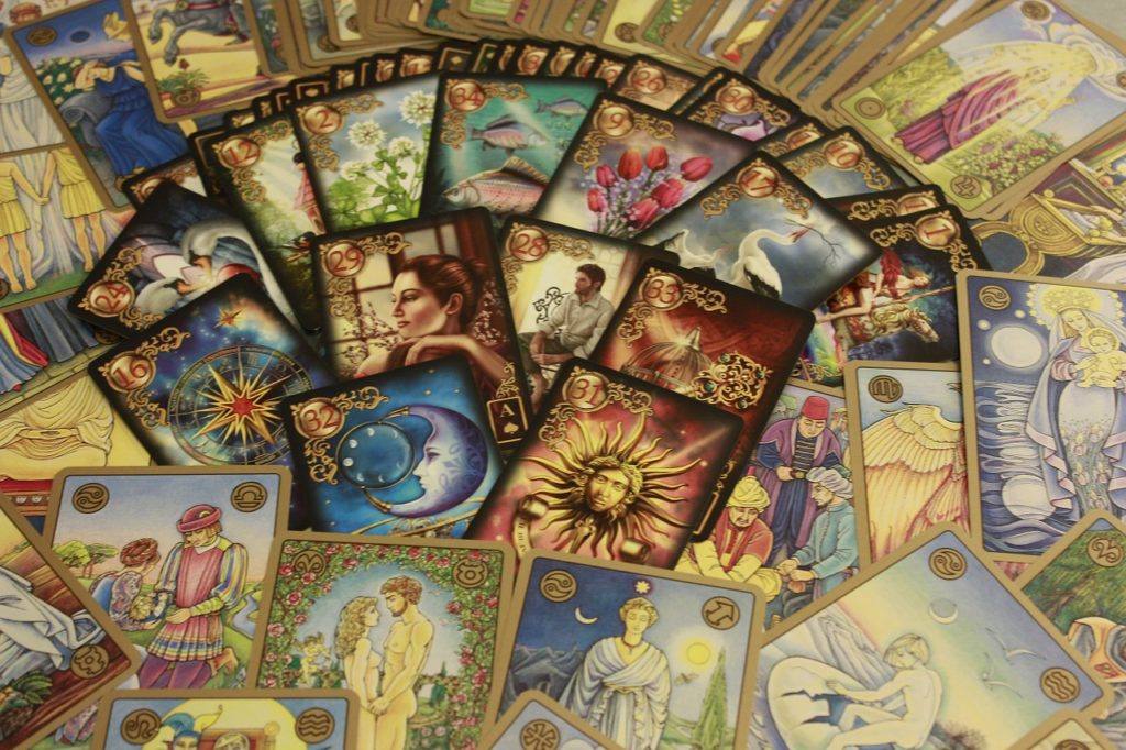 FREE Love Oracle Readings 2020 | Get Your Reading Now!